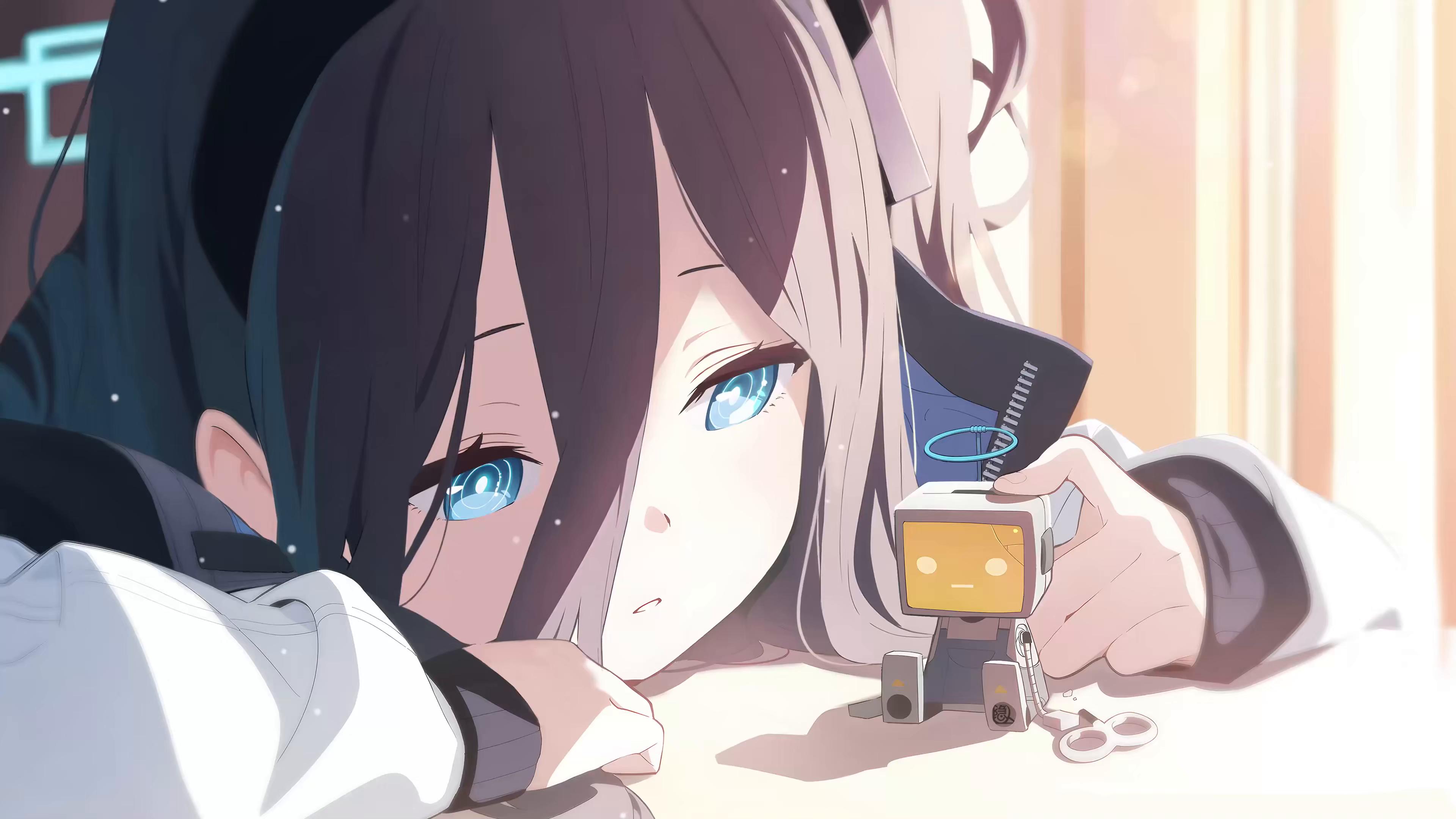 Girl With Tiny Robot Live Wallpaper