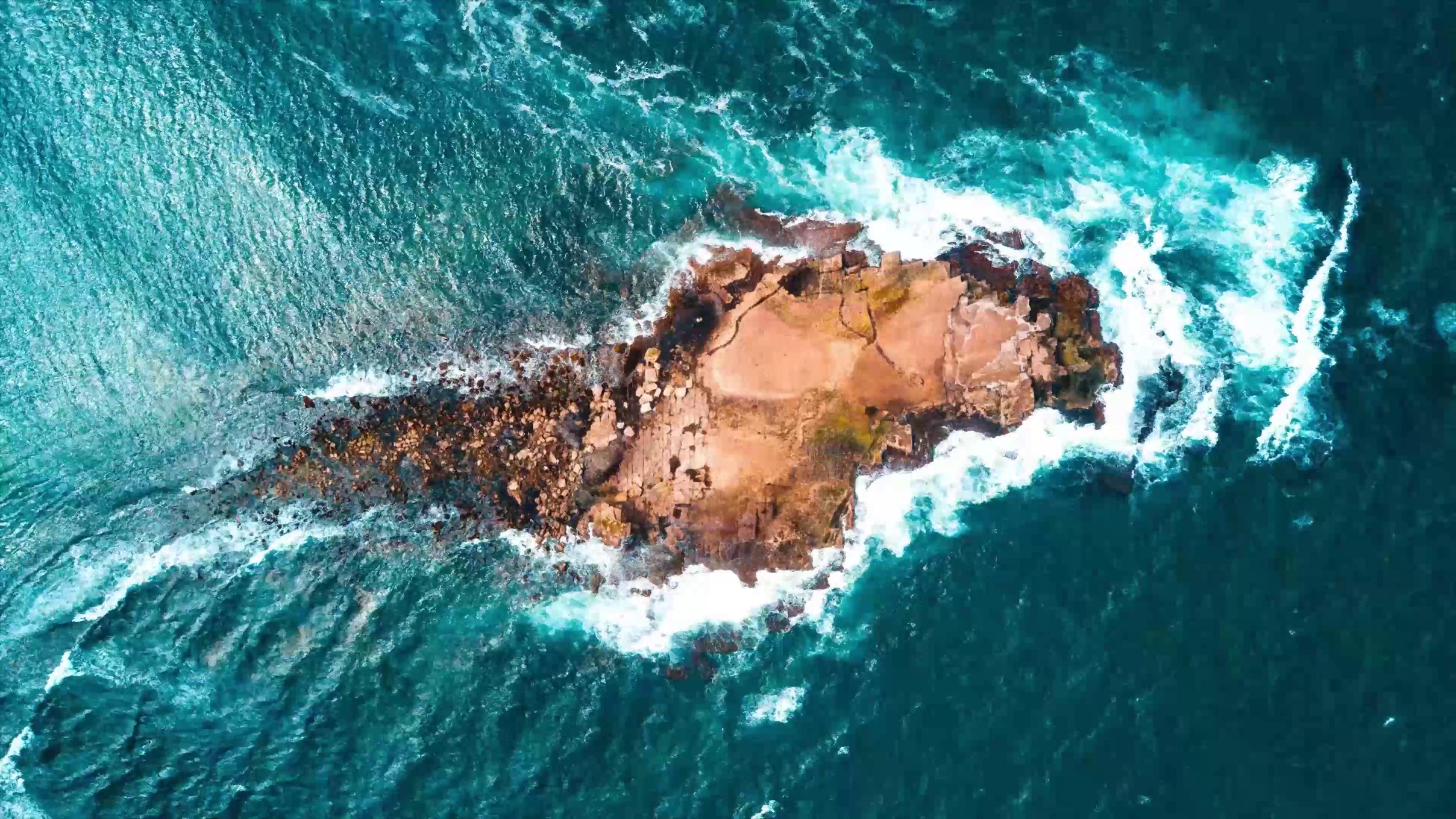 Rocky Island Live Wallpaper